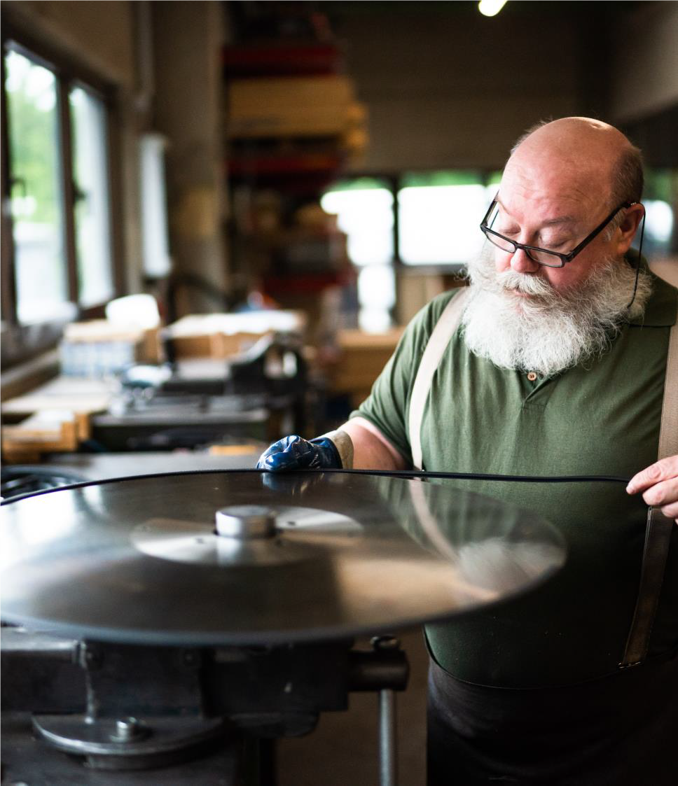 BLECHER - CIRCULAR KNIVES AND GRINDING WHEELS : Daukat S.L.